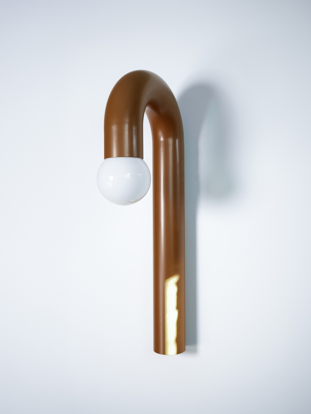 Applique Potence Axel CHAY, design en aluminium
